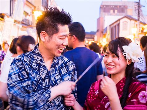 年上女性と付き合いたい年上女性を落とすための方法 選 Dear ディアー