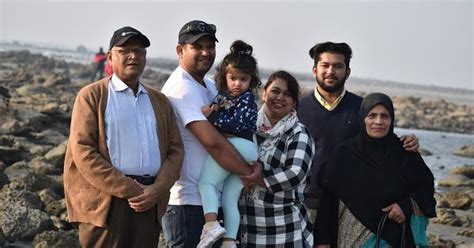 30 Iftekhar Chowdhury Bdcox2010 Twitter Couple Photos Photo Places To Visit