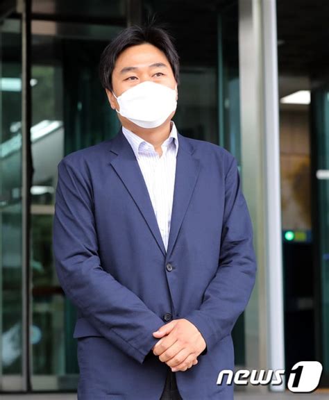 이종배 전 법세련 대표 2020년 방통위 고발 관련 조사 뉴스1