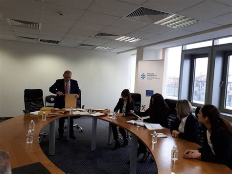 Фонд на фондовете отвори първоначалните оферти за участие в процедурата по избор на финансови