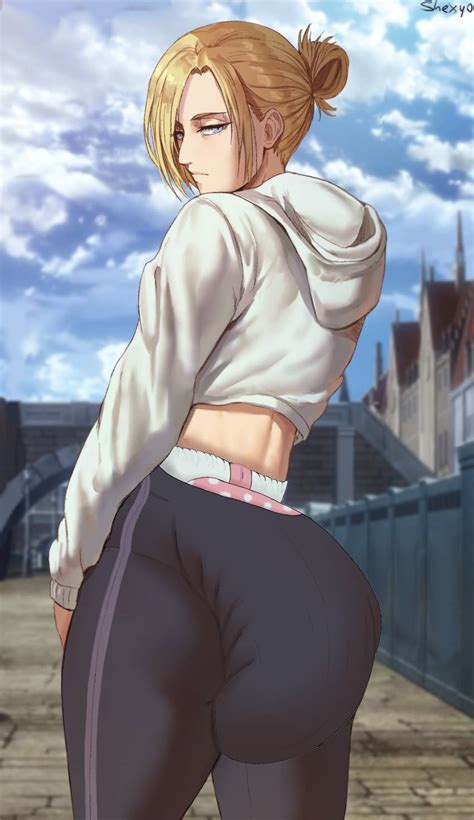 Annie Leonhart Scrolller