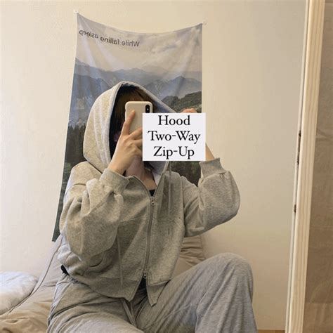 [첫 구매 990원] 후드 투웨이 크롭 집업 에이블리