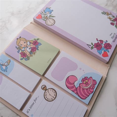 Alice In Wonderland Sticky Notes Book Elbenwald