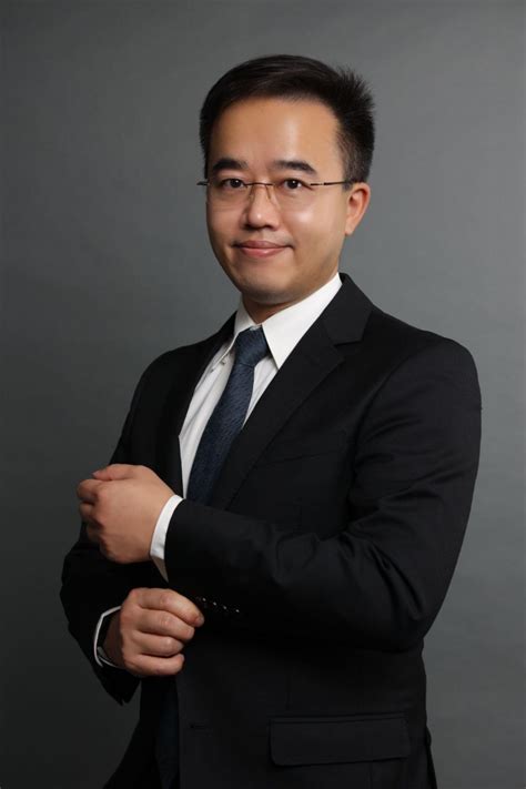 香港精神科专科医生林震提醒 儿童多动症应及早治疗21世纪网