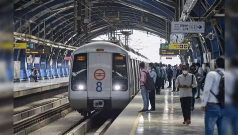 Delhi Metro Passenger Big Update Now Token And Card Will Not Be