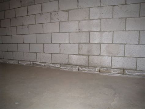 What To Do When You See Foundation Cracks In Cinder Block Alpharetta Ga Everdry Atlanta