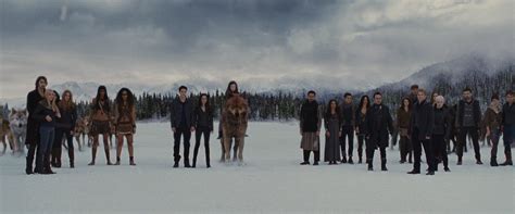 An Ode To Twilight Breaking Dawn Pt 2s Wild Af Fake Out Scene Nerdist