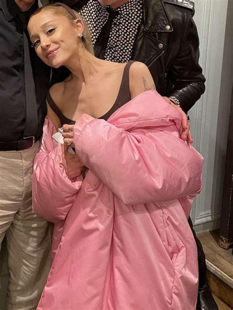 Ariana Grande Outfit 04072023 • Celebmafia