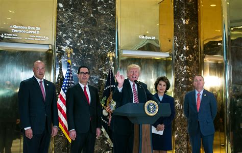 Right And Left React To Trumps Latest Charlottesville Comments Blaming
