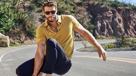 Liam Hemsworth Rumoured Girlfriend Gabriella Brooks Some Paparazzi Moments Republic World