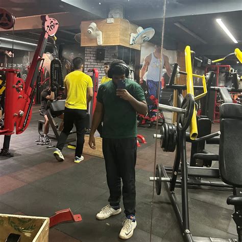 ansh gupta anshgupttaa instagram photos and videos