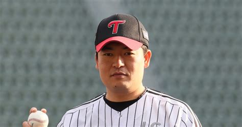 우승 엠블럼 추가하도록 방출 후 Lg서 재취업 성공 환골탈태 다짐