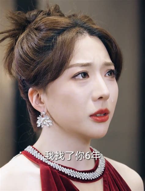 我真不是首富继承人：废物穷小伙开着8000万豪车惊呆众人 度小视