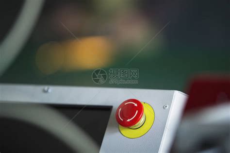 红色紧急停止切换重置按钮在机械高清图片下载 正版图片505121608 摄图网 红色紧急停止切换重置按钮在机械高清图片下载 正版图片505121608 摄图网