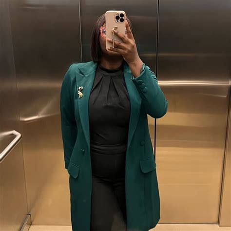 Sisi Dammy Threads Say More