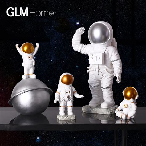 宇航员摆件轻奢北欧创意家居客厅电视柜装饰品儿童房太空人小摆设 虎窝淘