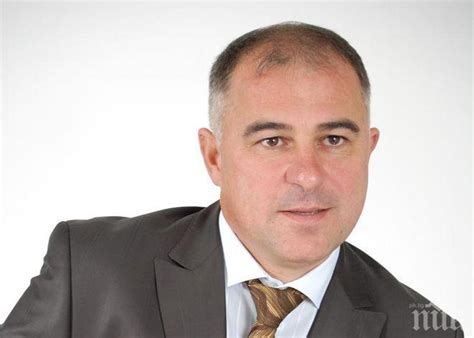 ЕКСКЛУЗИВНО В ПИК Кметът на Симитли пред медията ни за екшъна с боя Случка няма има клевета