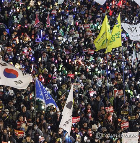 북 이틀째 계엄·탄핵 정국 보도정치적 혼란 심화종합