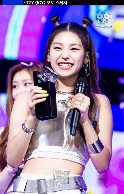 190825 Itzy Icy At Inkigayo Kpopping