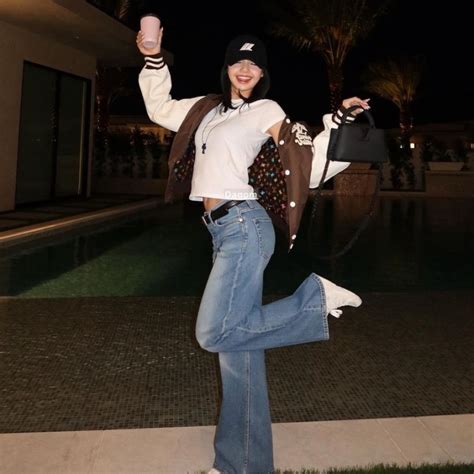 뉴발란스 신기 시작한 리사 미우미우 콜라보 530 운동화 가격은 네이버 블로그