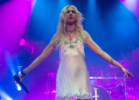 Cindy Lou Qui Actrice Cyndi Lauper — Wikipédia