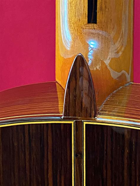 2002 Jose Ramirez 1a Concert Classical Guitar