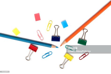 클램프 연필 스티커 흰색 배경에 격리 된 클립으로 설정하는 단순히 사무실 이나 학교 0명에 대한 스톡 사진 및 기타 이미지 0명 개념 개인 장식품 Istock