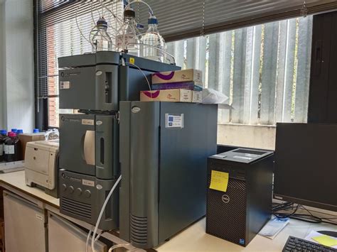 U E HPLC PDA Nanbiosis