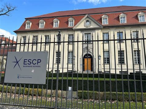 Escp Berlin So Kommt Ihr An Die Business School Die Zahlreiche