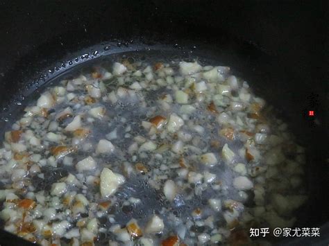 它是猪身上特值钱的一块肉，也是超好吃的部位，肉贩常偷偷留着吃 知乎