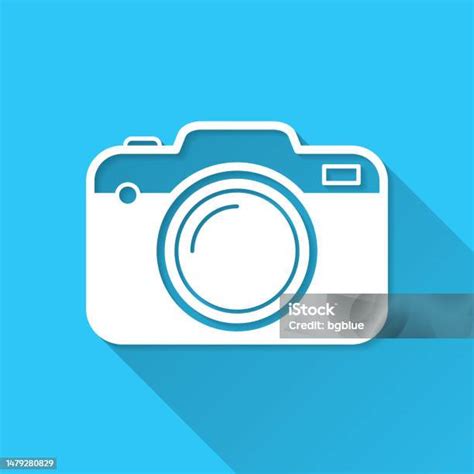 사진기 파란색 배경에 아이콘 긴 그림자가 있는 평면 디자인 3차원 형태에 대한 스톡 벡터 아트 및 기타 이미지 3차원 형태 가정용 캠코더 개념 Istock