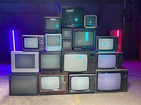 Crt Monitor Example