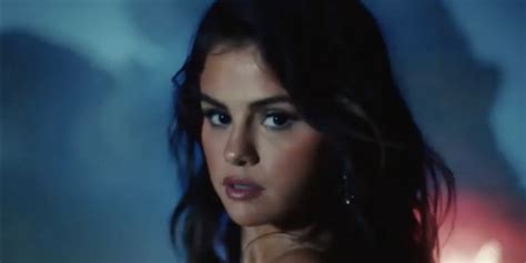 Selena Gomez And Rauw Alejandro S Baila Conmigo Video Ps Entertainment