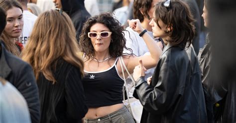 Hij Gaf Me Plotseling Een Zoen Waarop Ik Hem Een Klap In Zijn Gezicht Gaf Nijmegen Destentor Nl