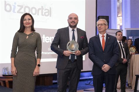 📣 Имаме щастието да споделим че в навечерието на коледните празници Bizportal спечели наградата