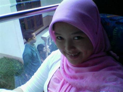 Terbaru Jilbab Tudung Warna Jilbab