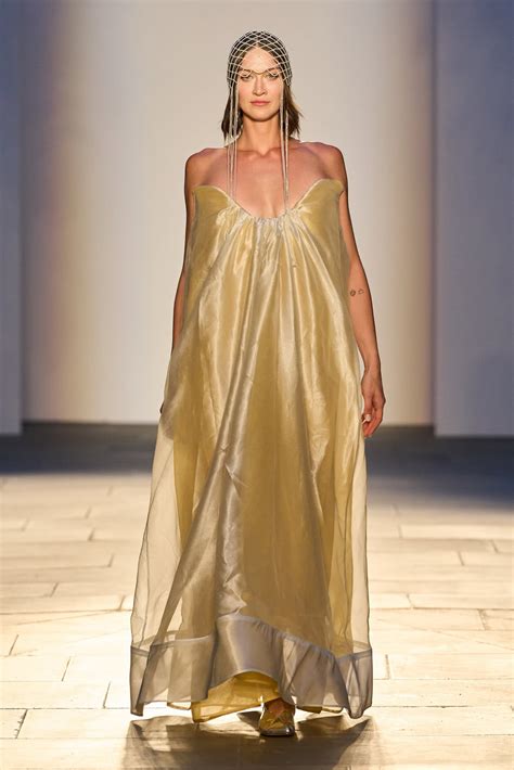 Luisa Et La Luna Spring 2025 Fashion Show The Impression