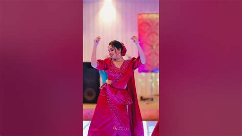 බලන් ඉන්න ආසා හිතෙන නැටුම් Srilankanwedding Eventplanning Djgayan Slgirls Dancesrilanka