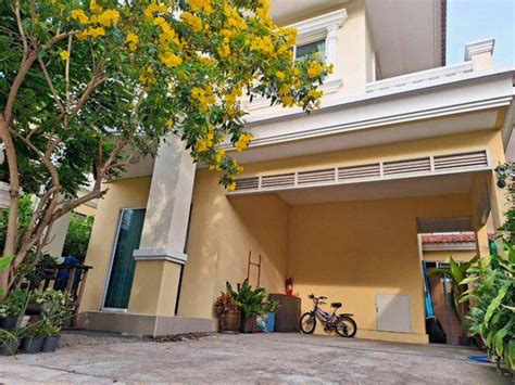 ลาดกระบัง54 40ตรว บ้านให้เช่า 2ชั้น 3นอน 2น้ำ บางนา กม 18คิงเพาเวอร์