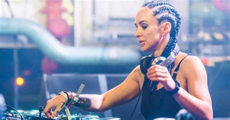 Female Techno Djs