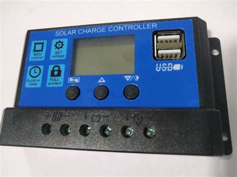 A Intelligent LCD Solar Controller With USB Output Port Rajiv
