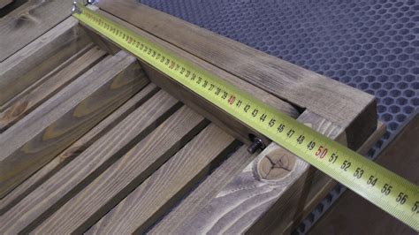 Самый простой и компактный туристический столик своими руками из бруска 40 на 40 Проще не