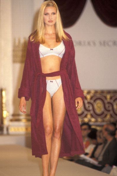 Meet The 15 Original Victoria S Secret Models From The Class Of 95