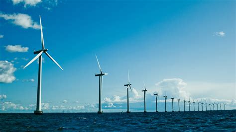 Зелена енергия от „перки” в Черно море „За” и „против” офшорните вятърни паркове Nova