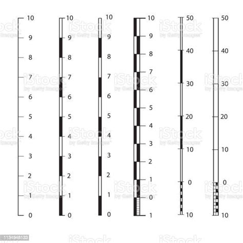 벡터 맵은 거리 측정을 위해 그래픽을 확장 합니다 평면 스타일의 메트릭 눈금자 집합입니다 측정 저울 통치자에 대 한 맥 업 크기 표시기 설정 배경에 고립 단위 거리 계측기