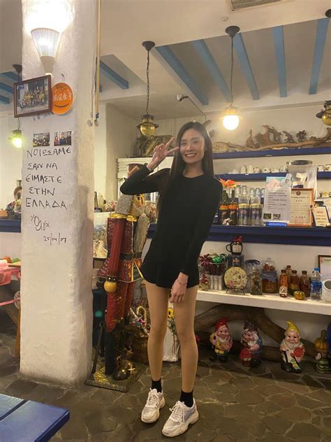 极品反差婊172美腿淫荡母狗教师钟雅姿债务危机用身体相抵完整版 摄舞团