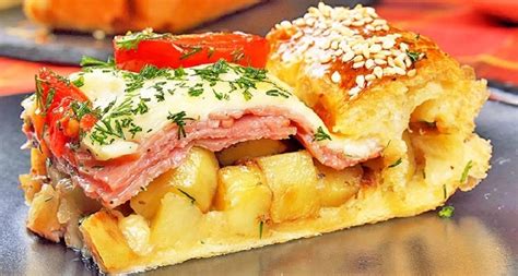 Дуже смачний та ситний пиріг з картоплею шинкою і сиром Життя