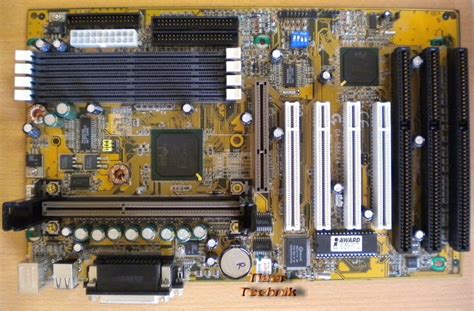 Gigabyte Ga 686lx4 Rev 2 0 Mainboard Blende Slot