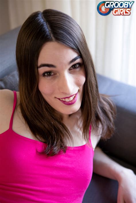 Grooby Girls Starring Natasha Swift Hot Pictures