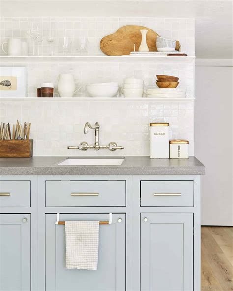 Our Go To Cabinet Hardware Placement 60 Of Pable Favorites Emily Henderson